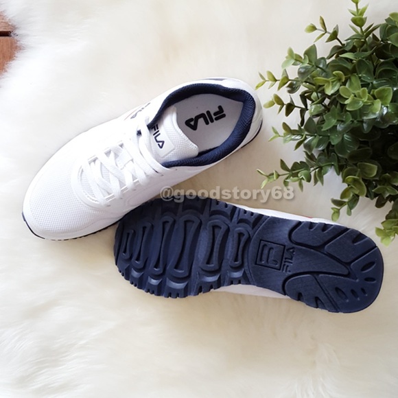 Fila | Shoes | Fila Forerunner Womens Sneakers | Poshmark